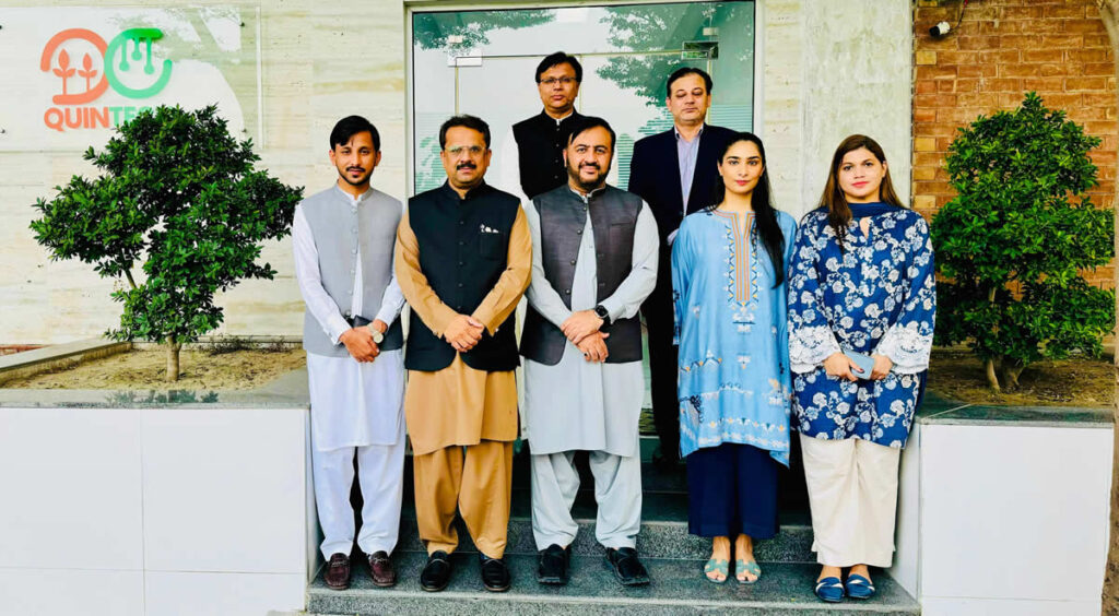A Delegation from Quaid-i-Azam University visited the Quintech Center ...