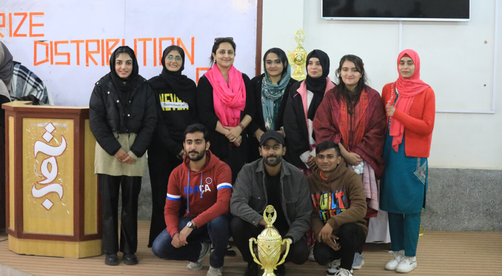Prize Distribution Ceremony for the recent Sports Gala – QAU